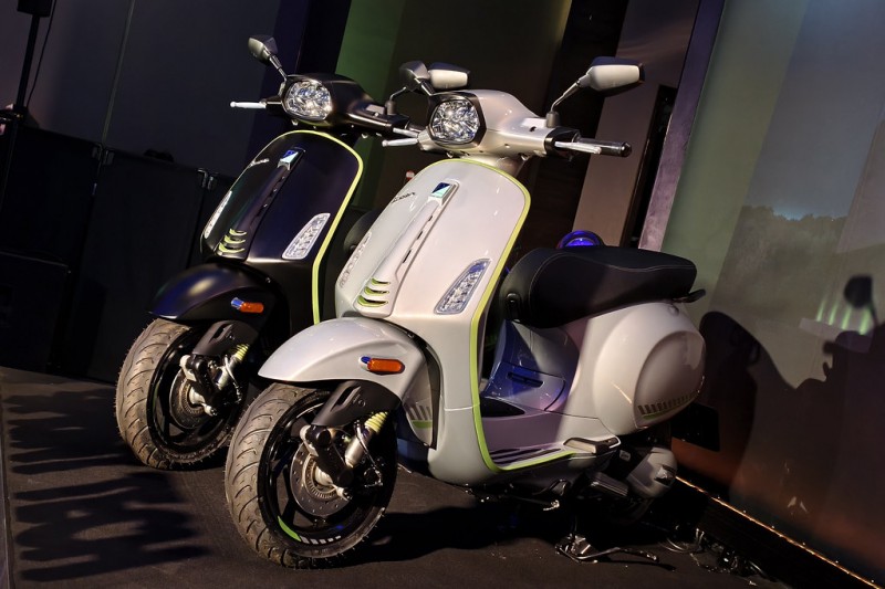 Vespa Sprint Tech 150開賣、升級科技配備再推新色！DEC精品同步登場-風傳媒